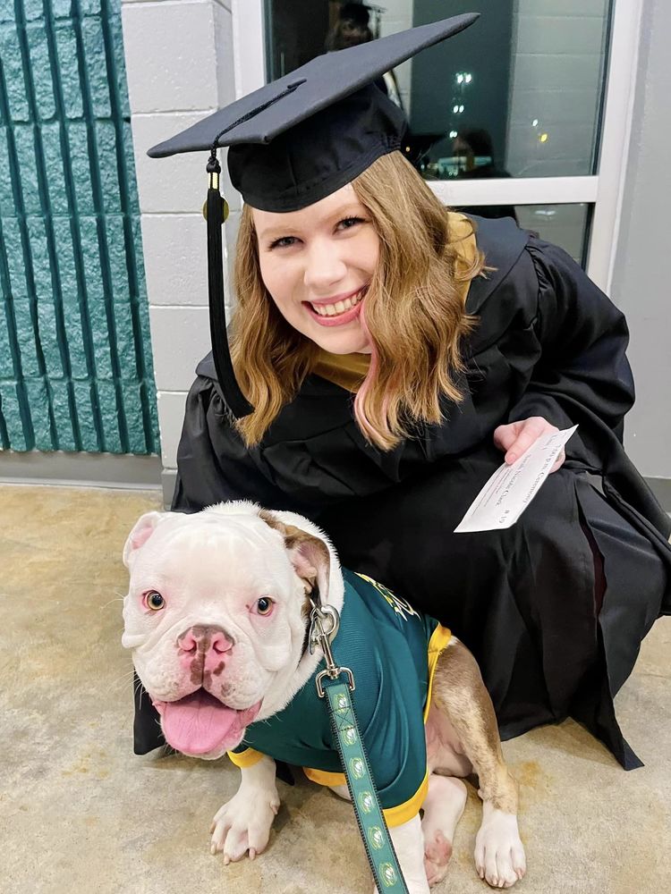 Oark Alum: Sarah Clark Graduates with MBA | Oark School